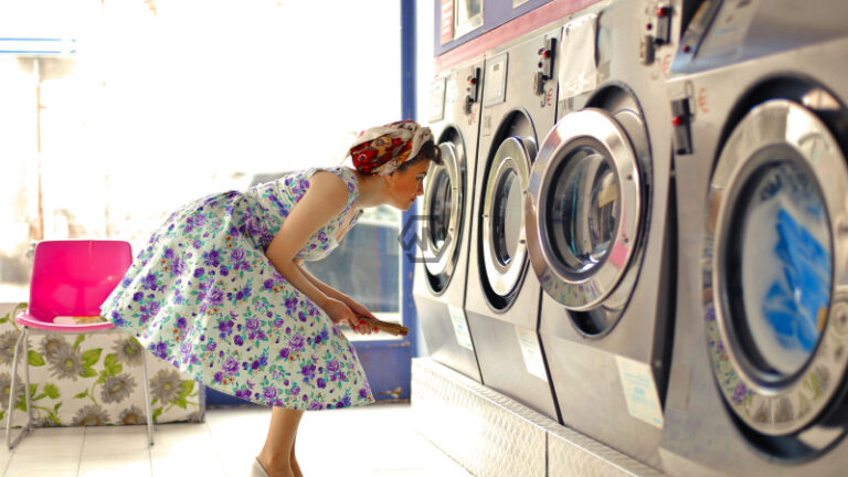 IoT Connectivity Trends in the Commercial Laundry | WorldMagzine