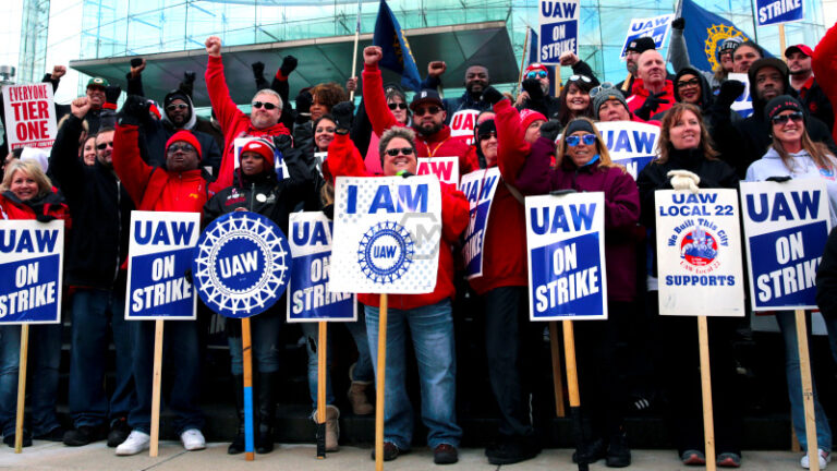 Detroit Auto Workers Authorized a Strike Against the Automakers ...