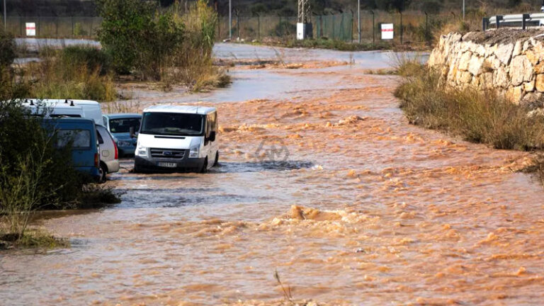 Now Spain is on red alert as flash floods by excessive rain | WorldMagzine